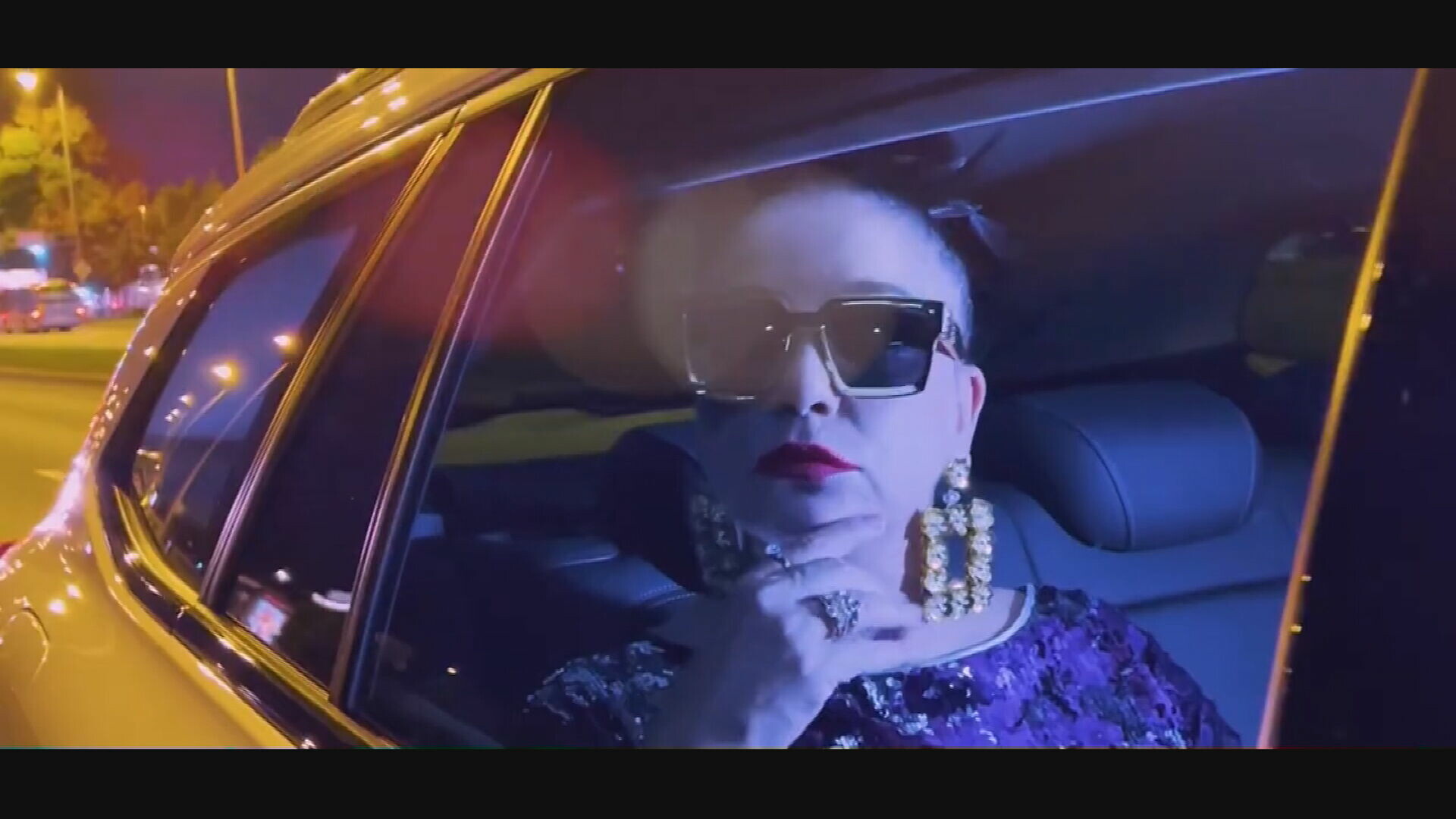 Alka Vuica pokazala skoro golo tijelo pa oduševila sve svojom pojavom u 63. godini: “Gušti su ...