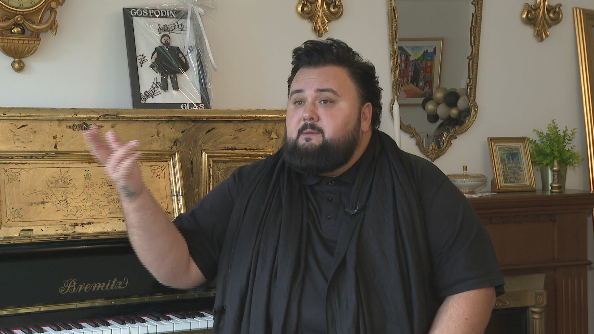 Jacques Houdek objavio obiteljske fotografije s putovanja, fanovima je ...