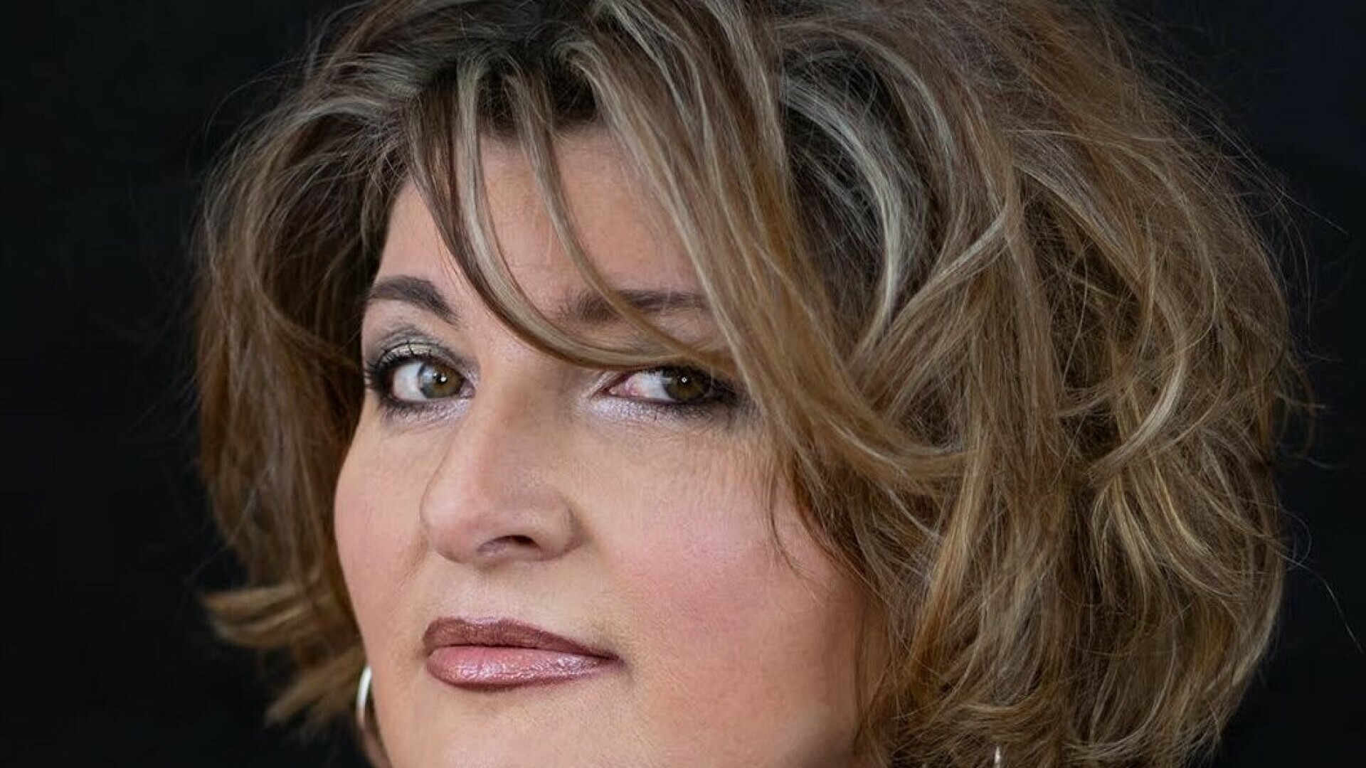 Spisateljica Ines Hrain, čiji su romani na vrhu ljestvica čitanosti ...