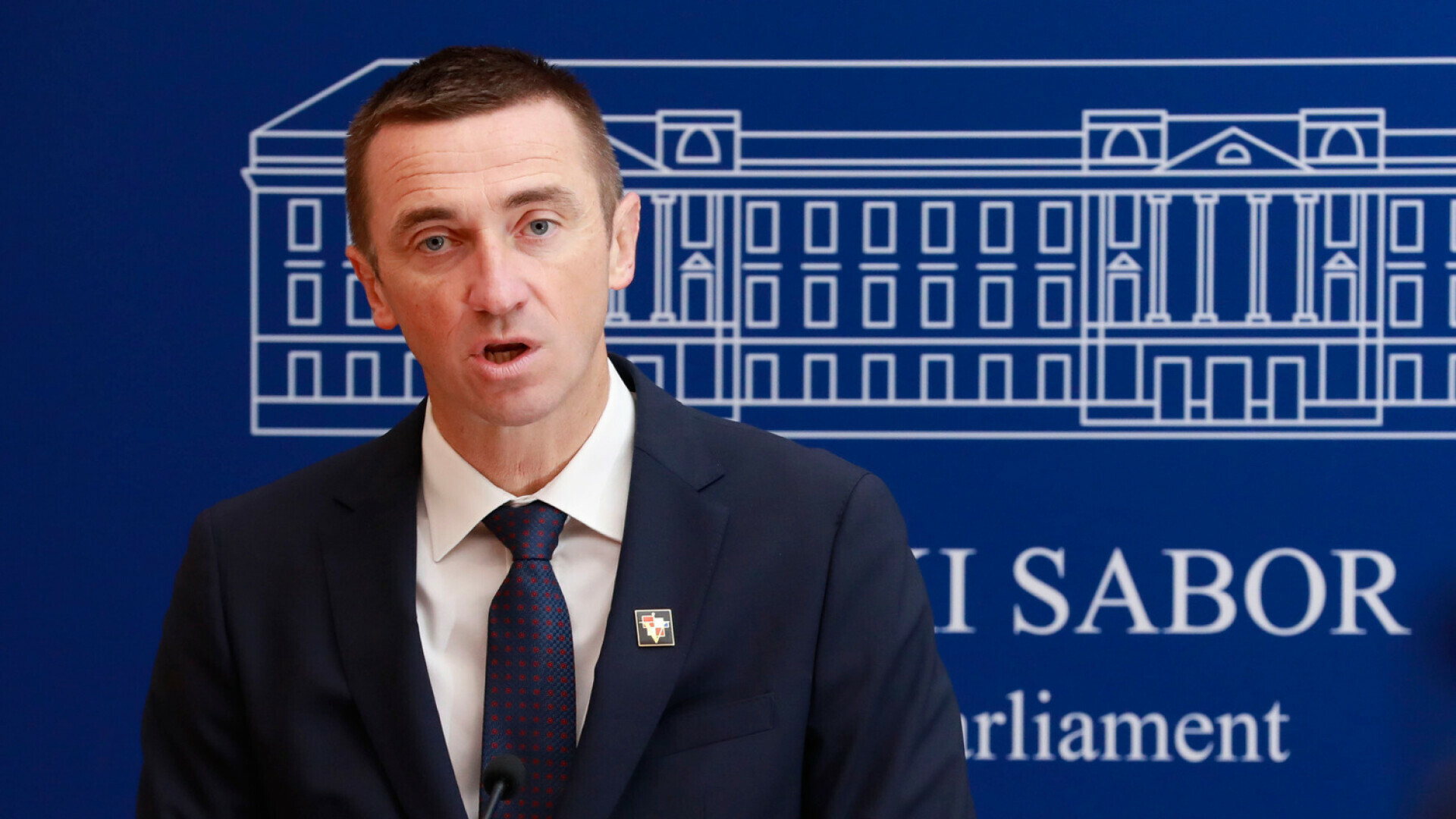 Penava odbrusio Plenkoviću i Medvedu: "Ja odlučujem što je u gradu ...