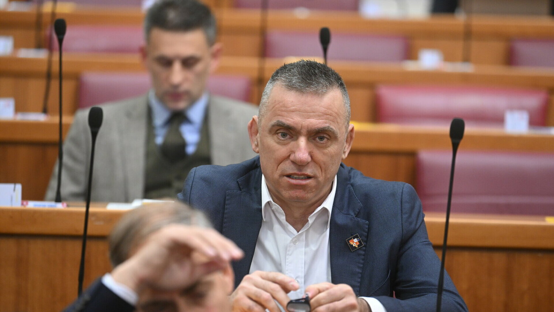 Mlinarić: "Živim lancem spriječit ćemo da Pupovac baci vijenac u Dunav"