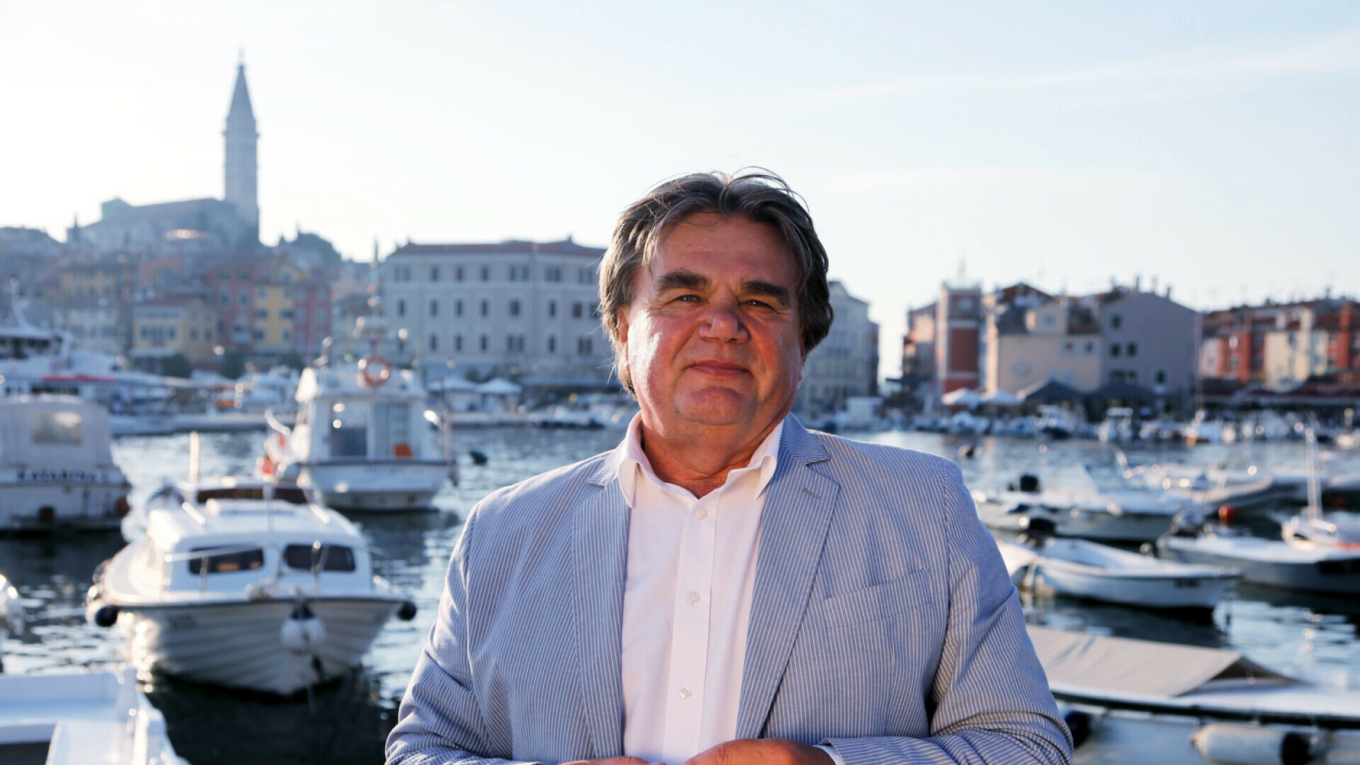 Naš bivši ministar pokazao 26 godina mlađu partnericu, znaju se dugo ...