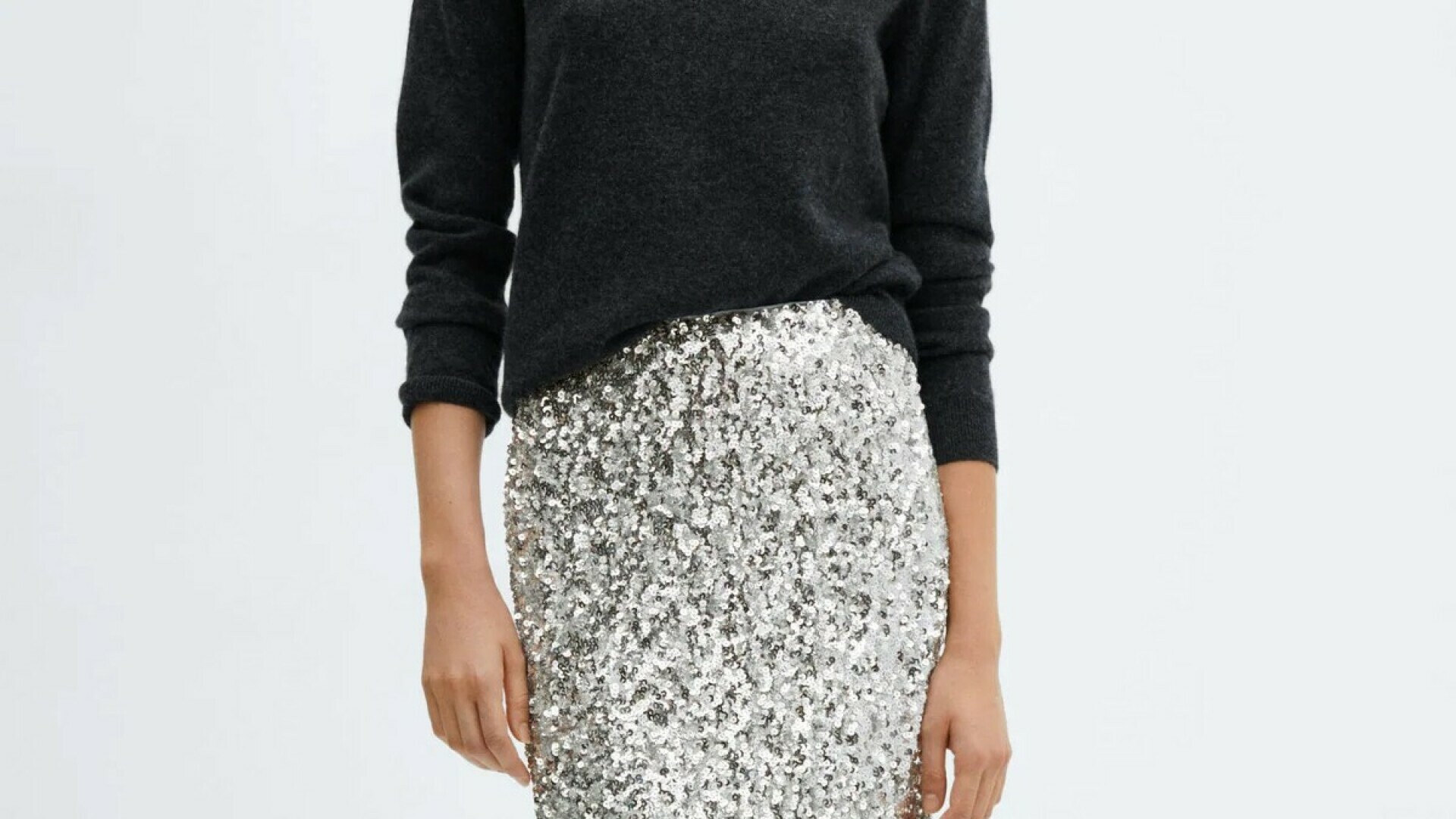 Tako divna šljokičasta suknja iz Manga u kojoj svi žele zablistati u prosincu