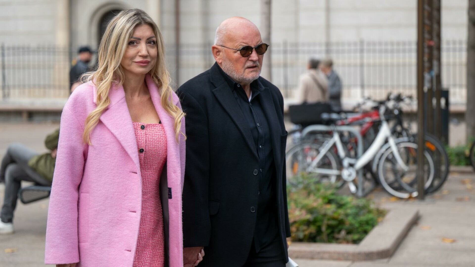 Zlatko i Blanka Mateša uhvaćeni u razmjenjivanju romantičnih pogleda ...