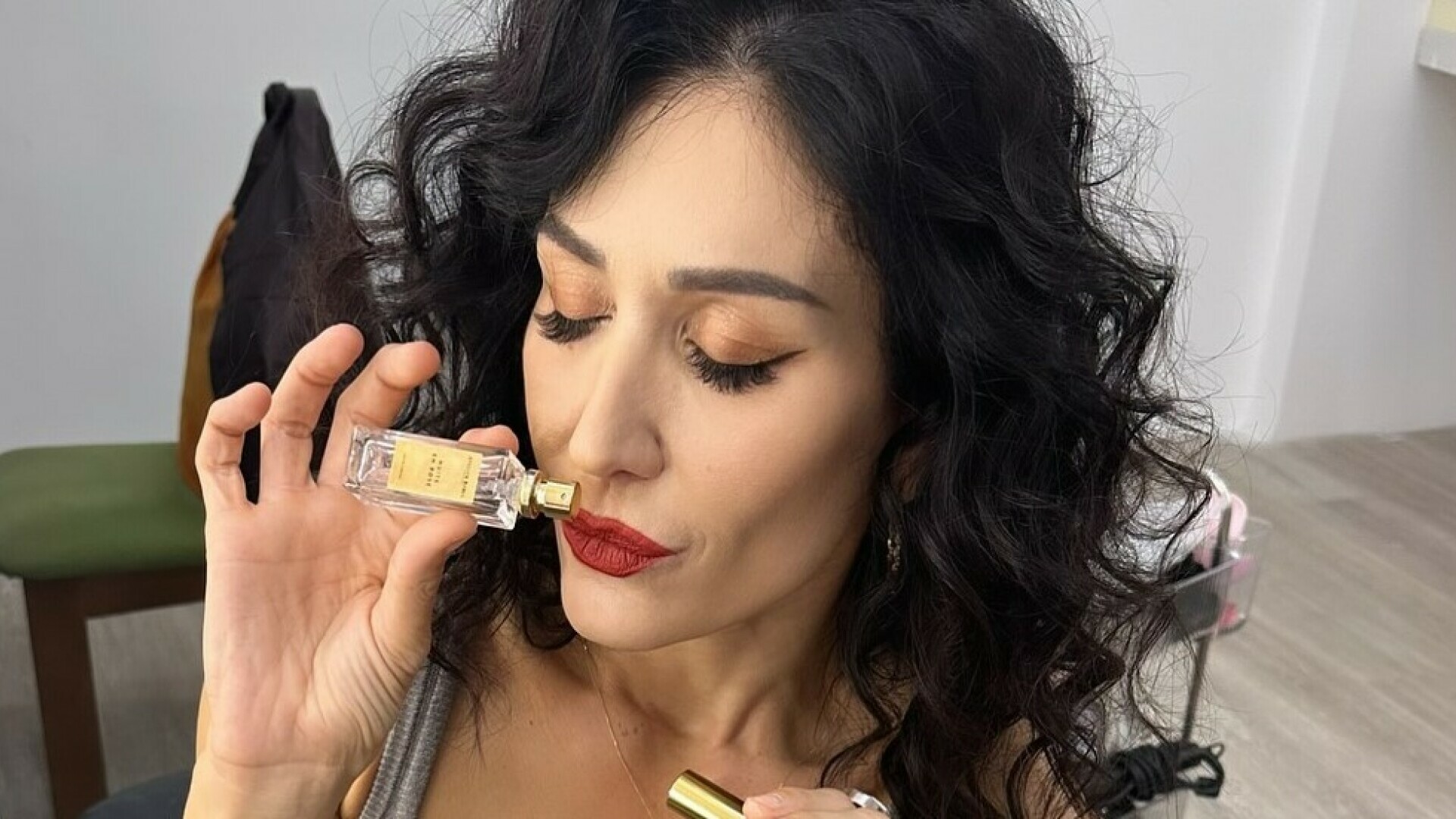 Mama Ane Rucner zadivila je ekipu na Instagramu bezvremenskim izgledom ...