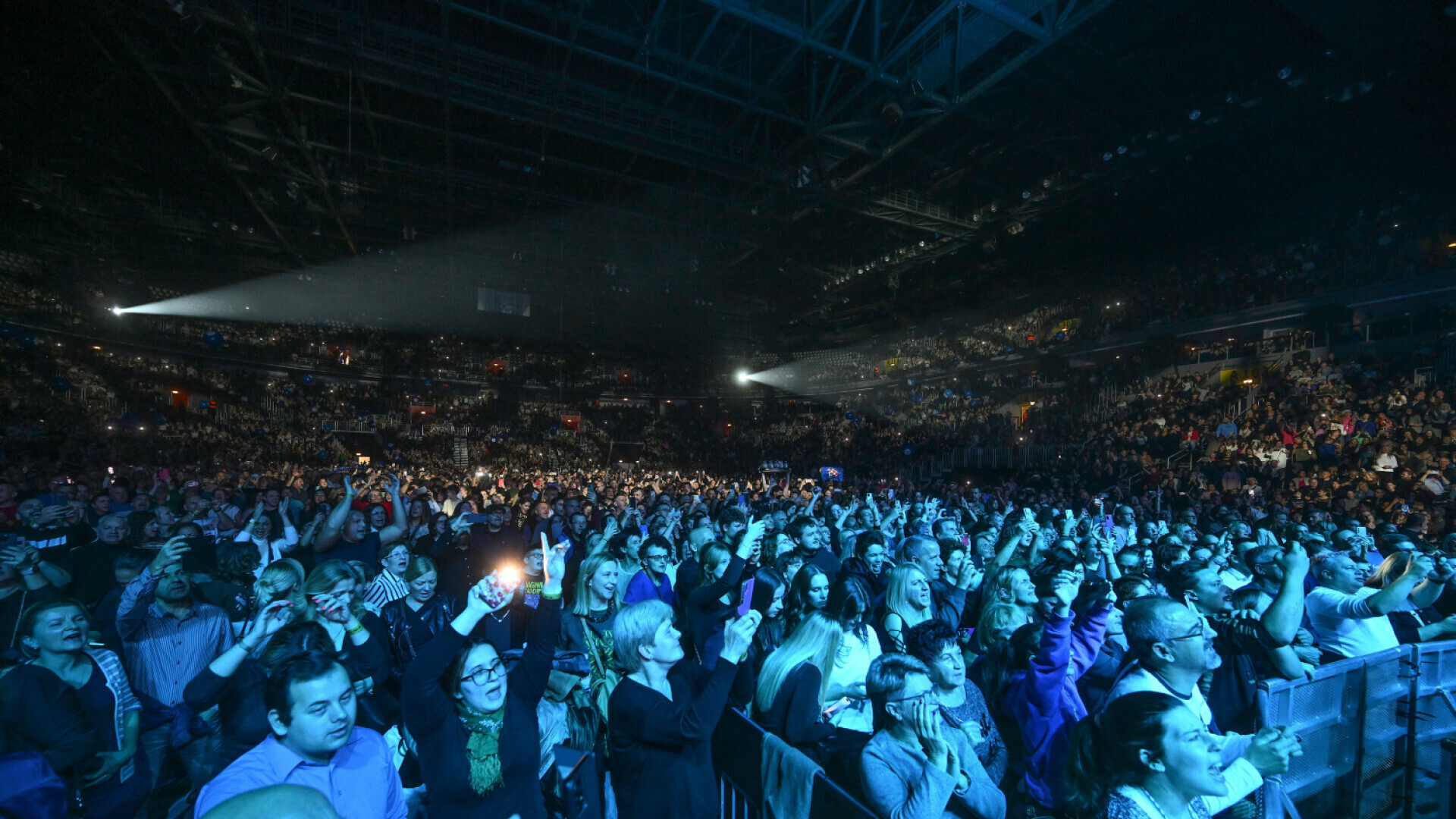 Novi fosili, nakon 55 godina karijere, kroz suze su se oprostili od ...