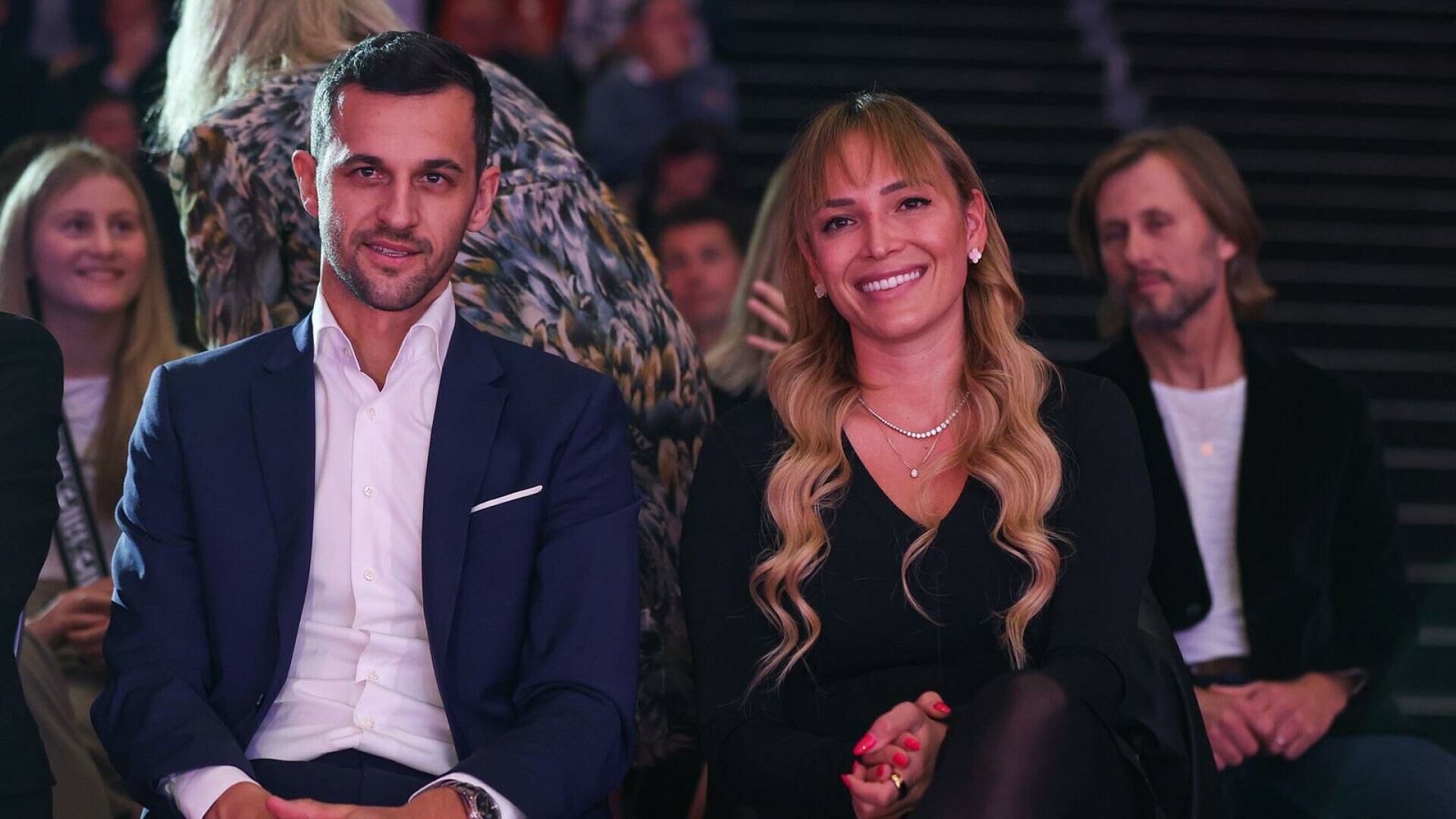 Donna Vekić objavila je fotku bez trunke šminke, presladak detalj na ...