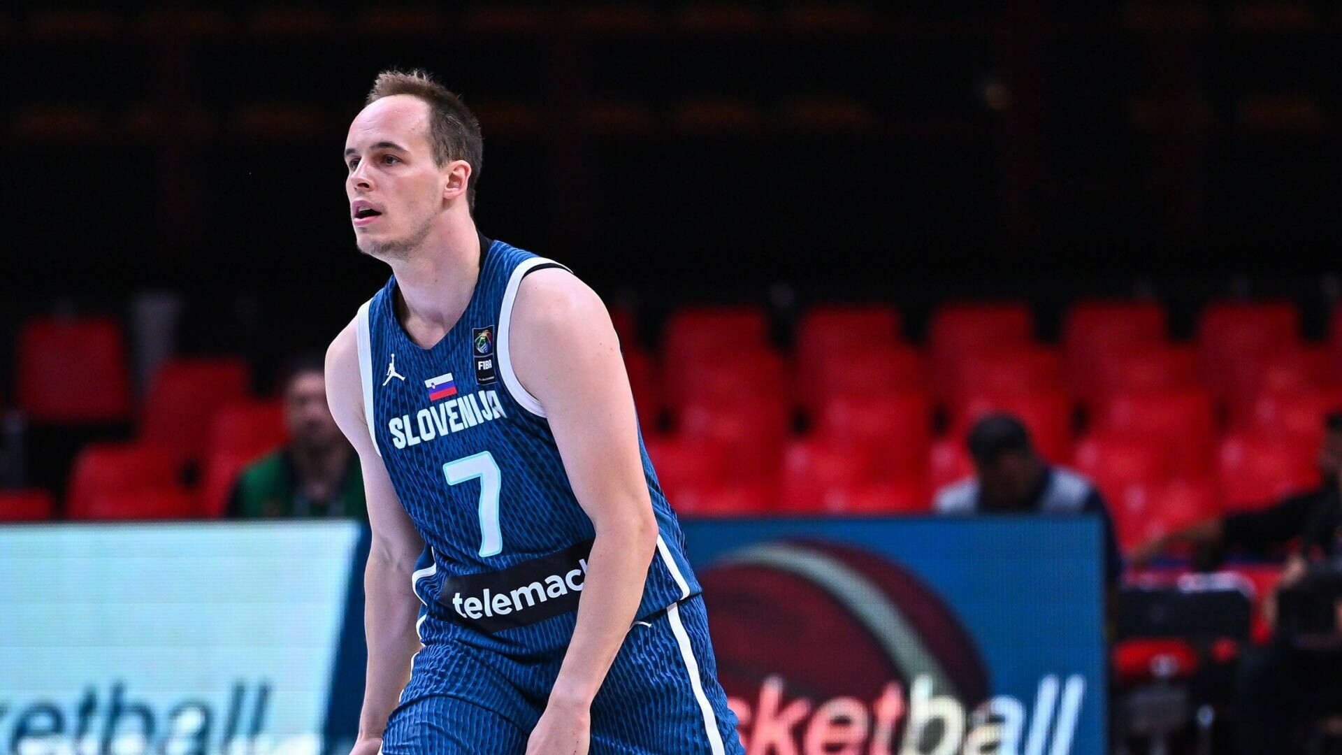 VIDEO Slovenska legenda pogodila tricu "s parkinga": Pogledajte ovaj čudesan ubačaj