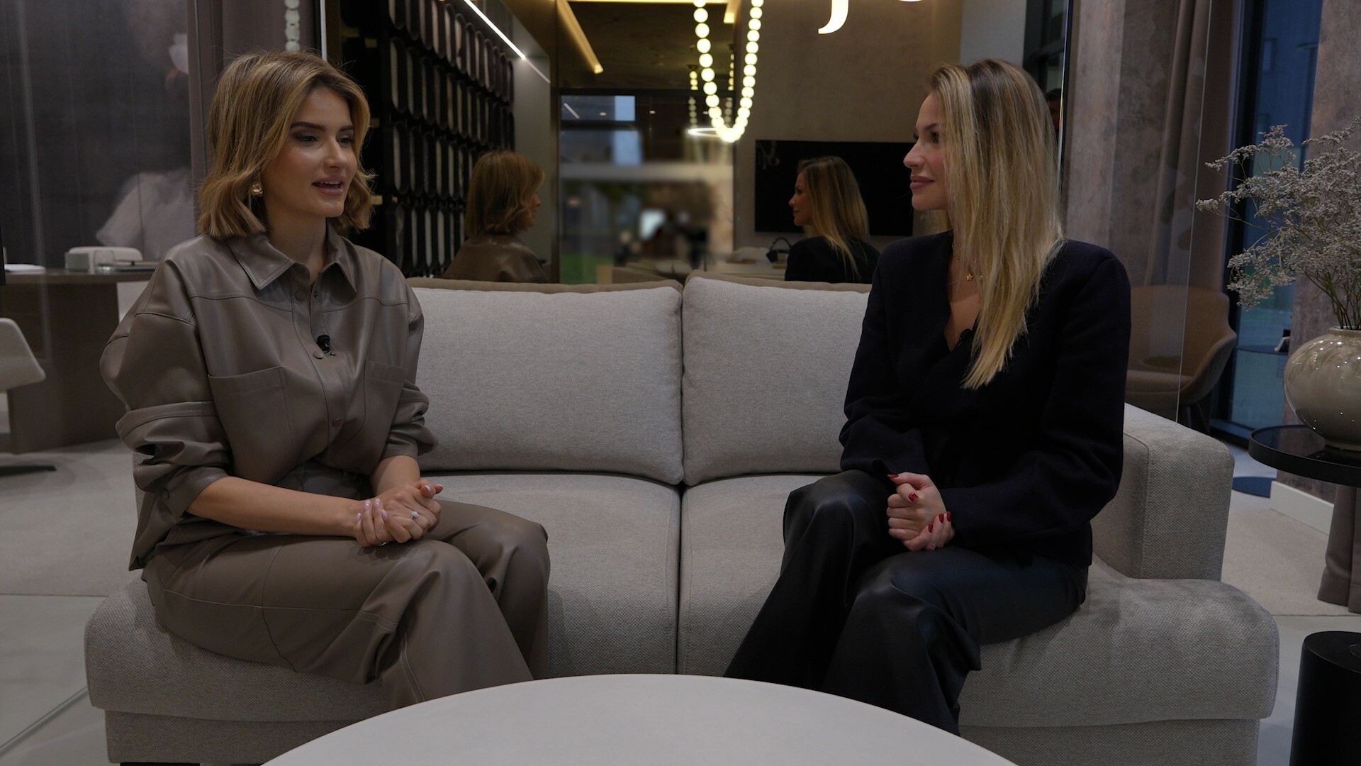 U novoj epizodi emisije „Arhitekti i projekti“ dizajnerica otkriva detalje stana Joška Gvardiola