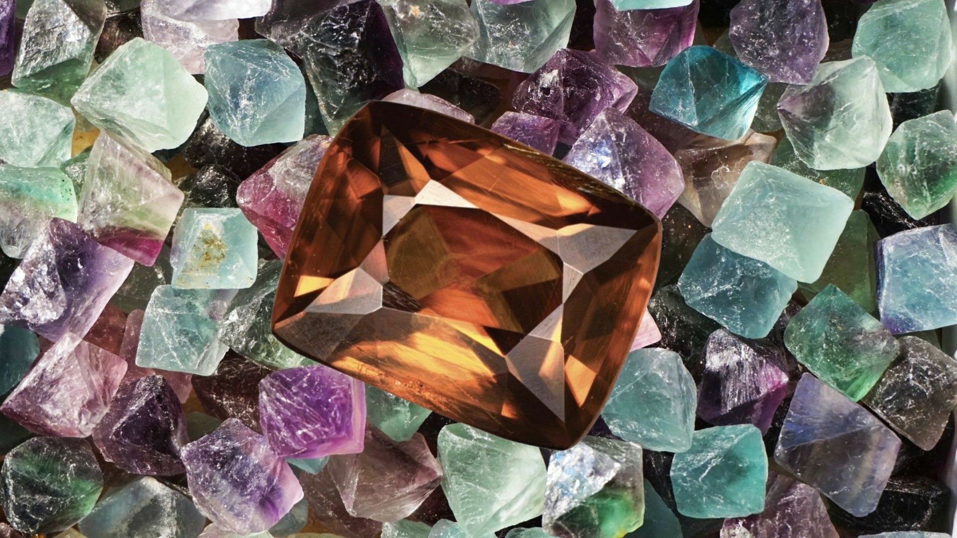 Iza naziva Kyawthuite skriva se najrjeđi mineral na svijetu! Pronađen ...