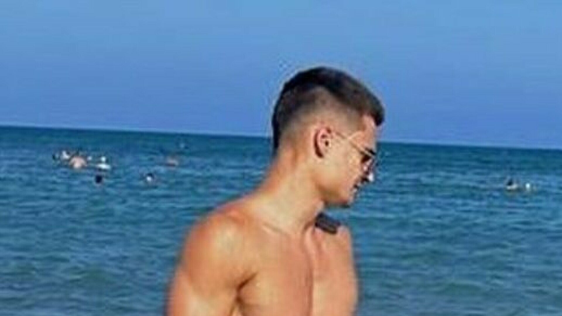 Ovako izgleda stariji sin Mirka Filipovića: Ima brutalno isklesano ...