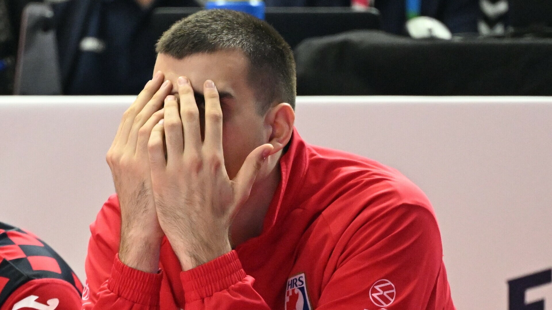 FOTO Evo kako izgleda Matej Mandić mjesec dana poslije obračuna s Kosom
