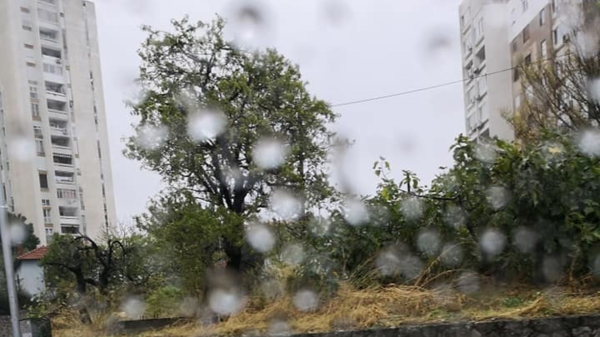 Obilna kiša ''potopila'' Split: Potopljeni Dioklecijanovi podrumi, ne ...