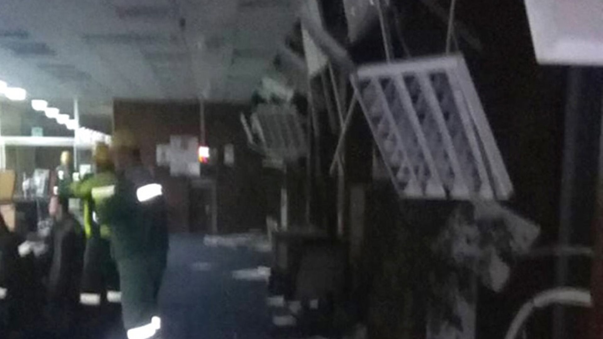 Katastrofične fotografije: Pogledajte kako izgleda unutrašnjost ...