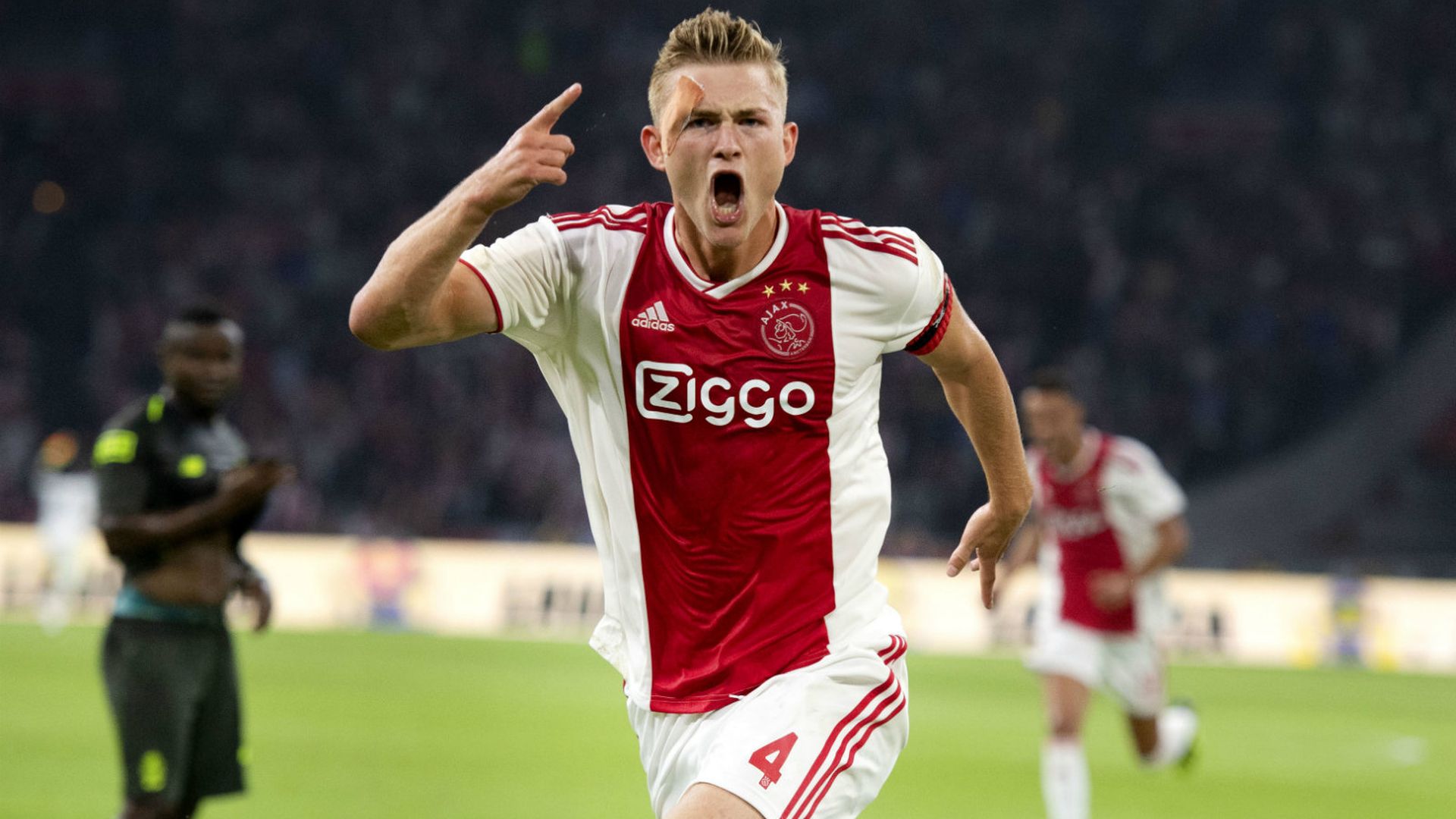 Ajax je opet u modi: Barca i PSG ulaze u milijunski "rat" za nizozemske dragulje