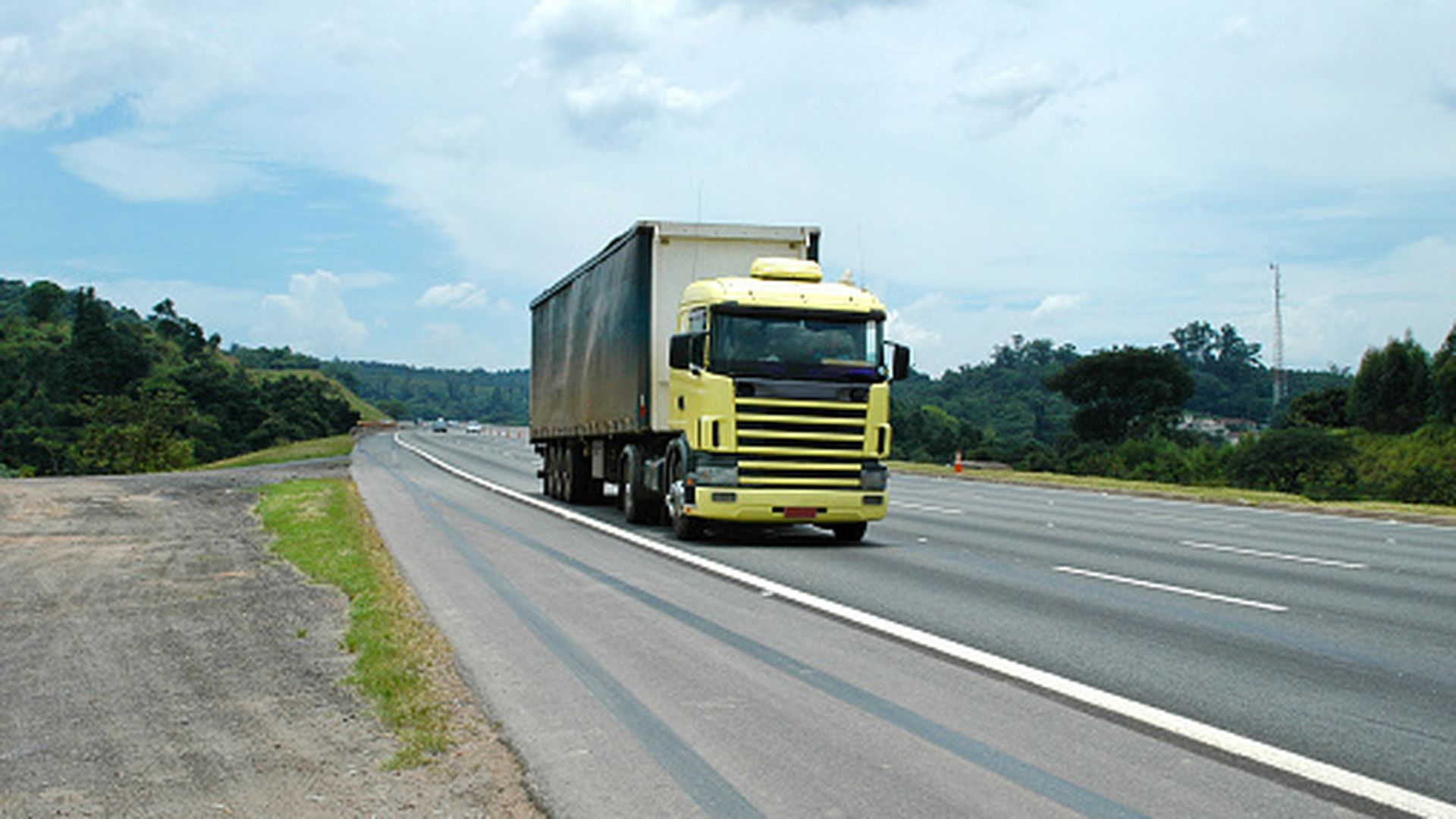 Cestovni prijevoznici: "Ako ministarstvo ne uvaži naše zahtjeve vozit ...