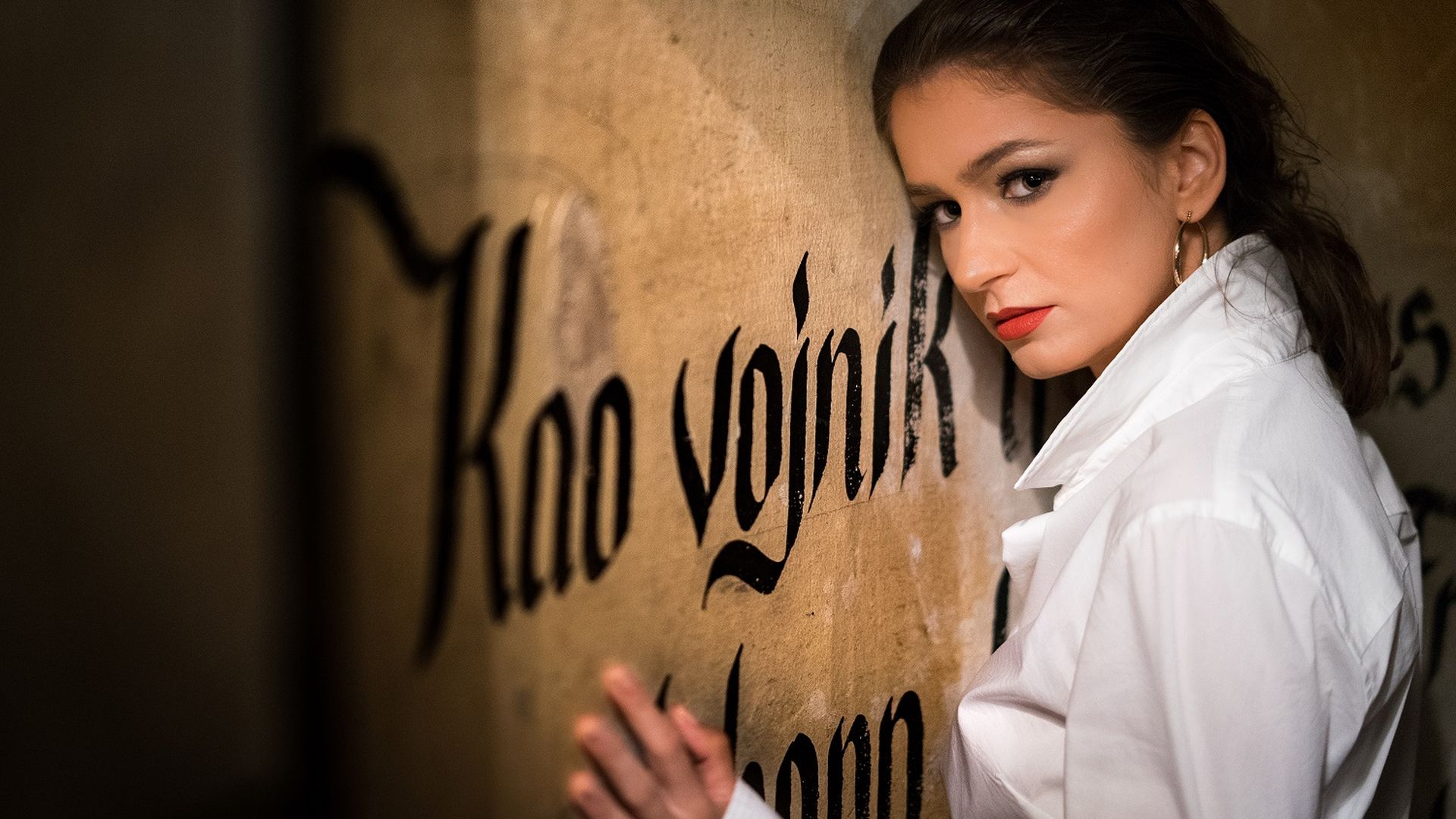 Neočekivanom promjenom i zrelijim zvukom Kim Verson predstavila baladu ...