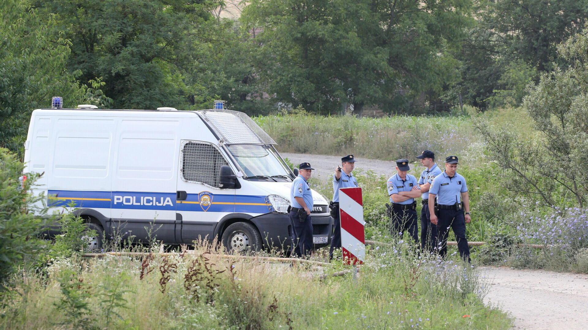 Policija objavila nove detalje: U vozilu u kojem je pronađen mrtav muškarac aktivirana ...