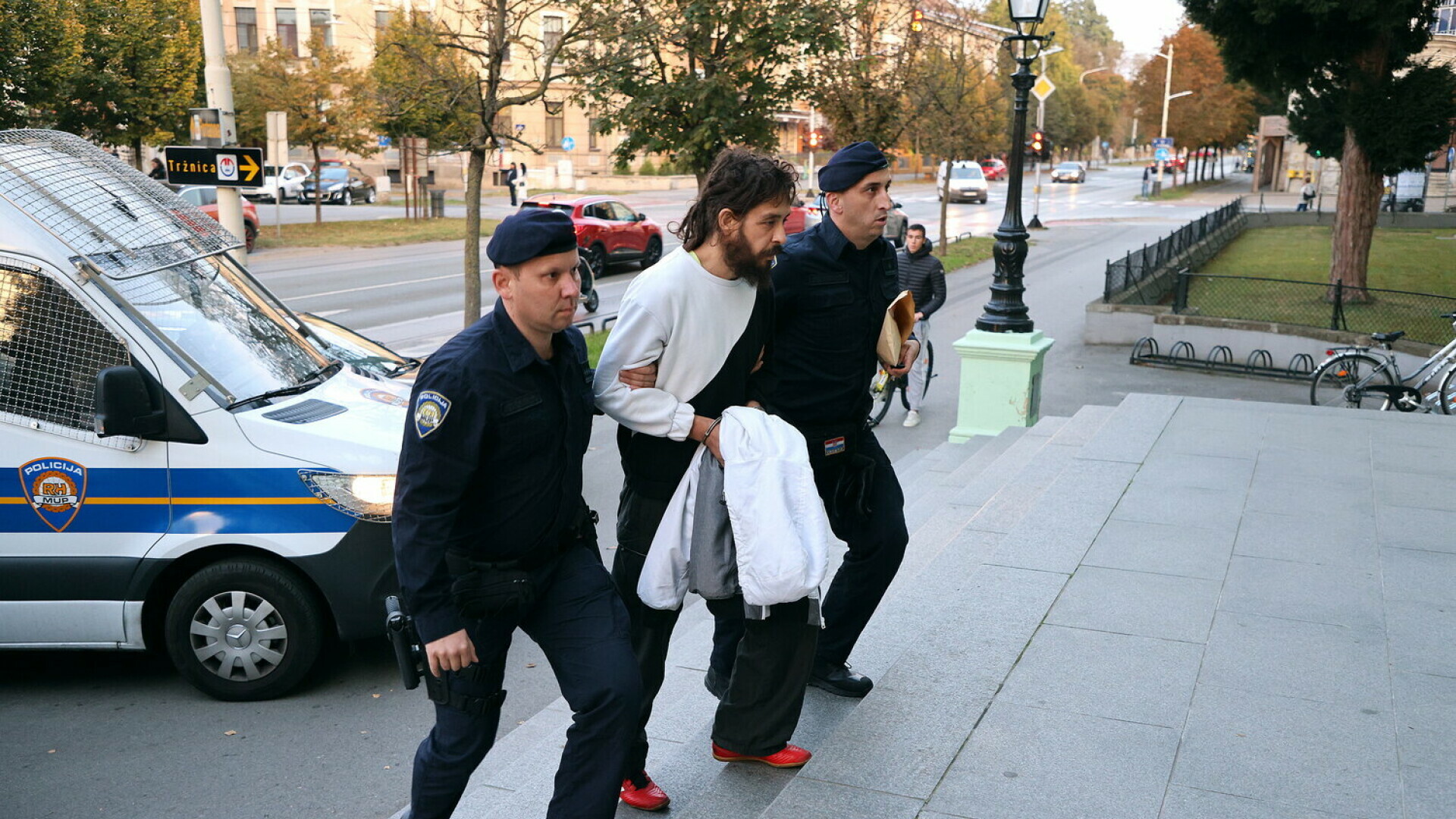 Trojki osumnjičenoj za ubojstvo muškarca u Osijeku određen istražni zatvor
