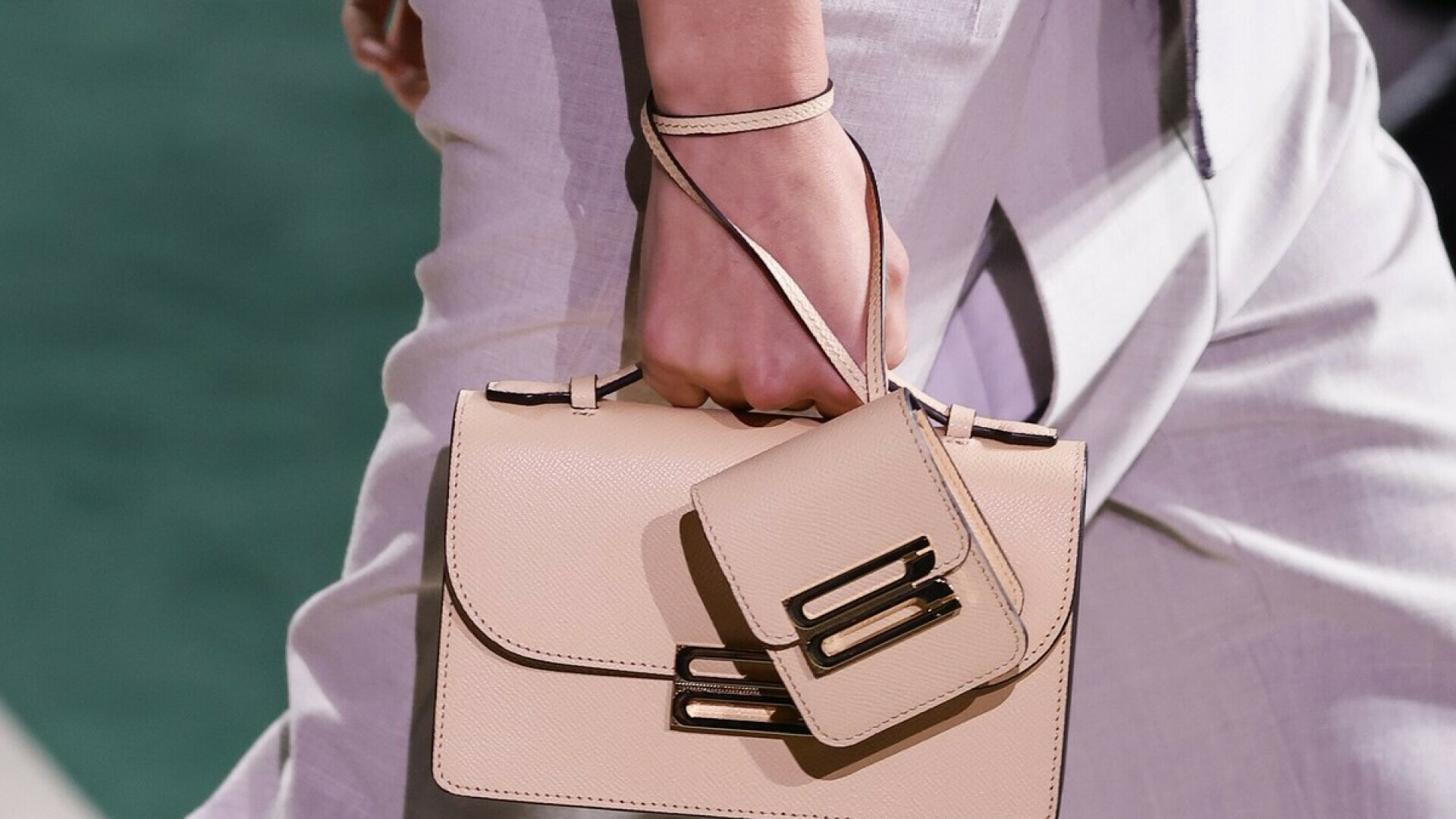 Torbe brenda Victoria Beckham s PFW-a