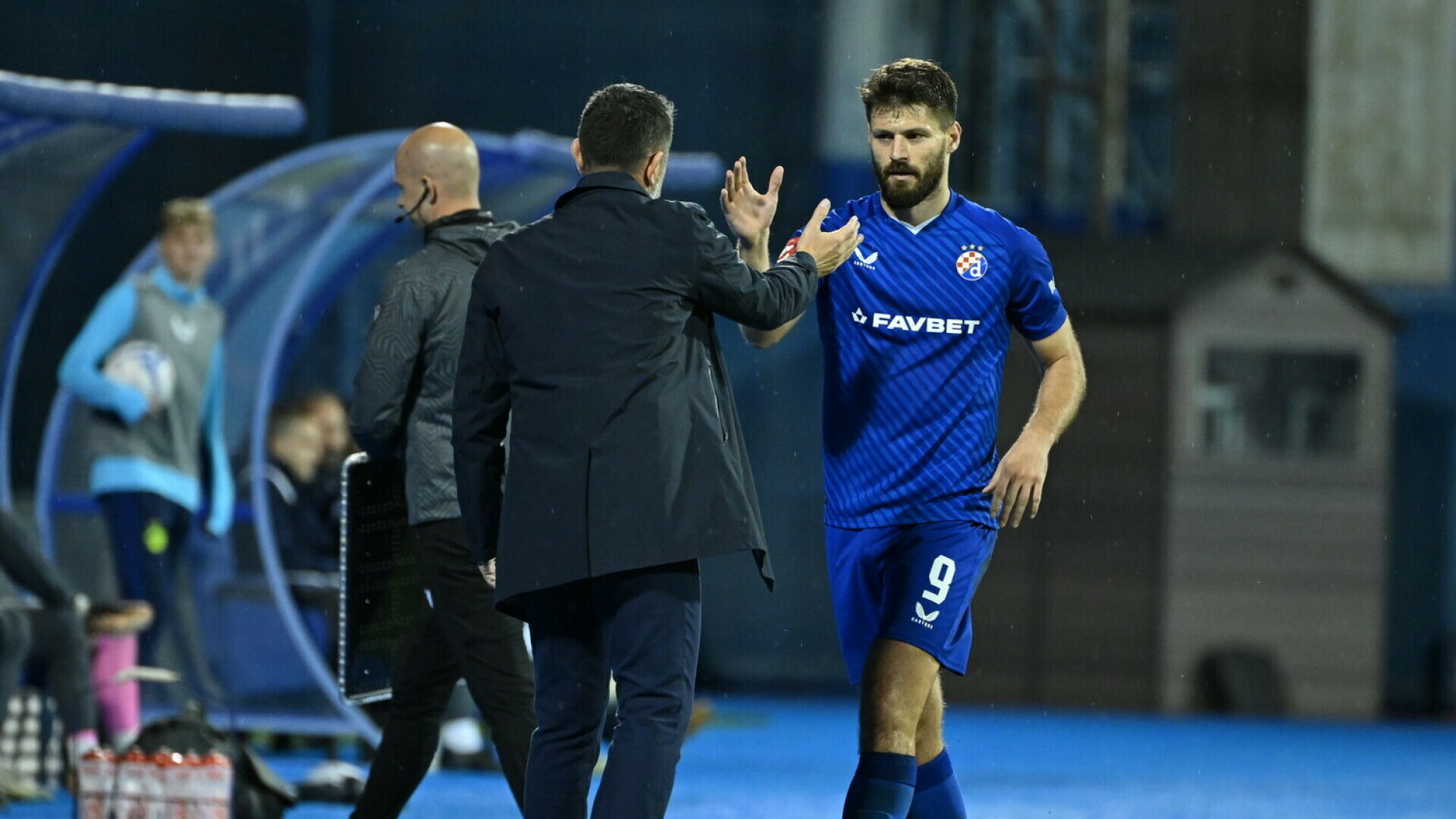 Ratnički rekord umjetnika Petkovića: "Lome se koplja oko toga, ali ...