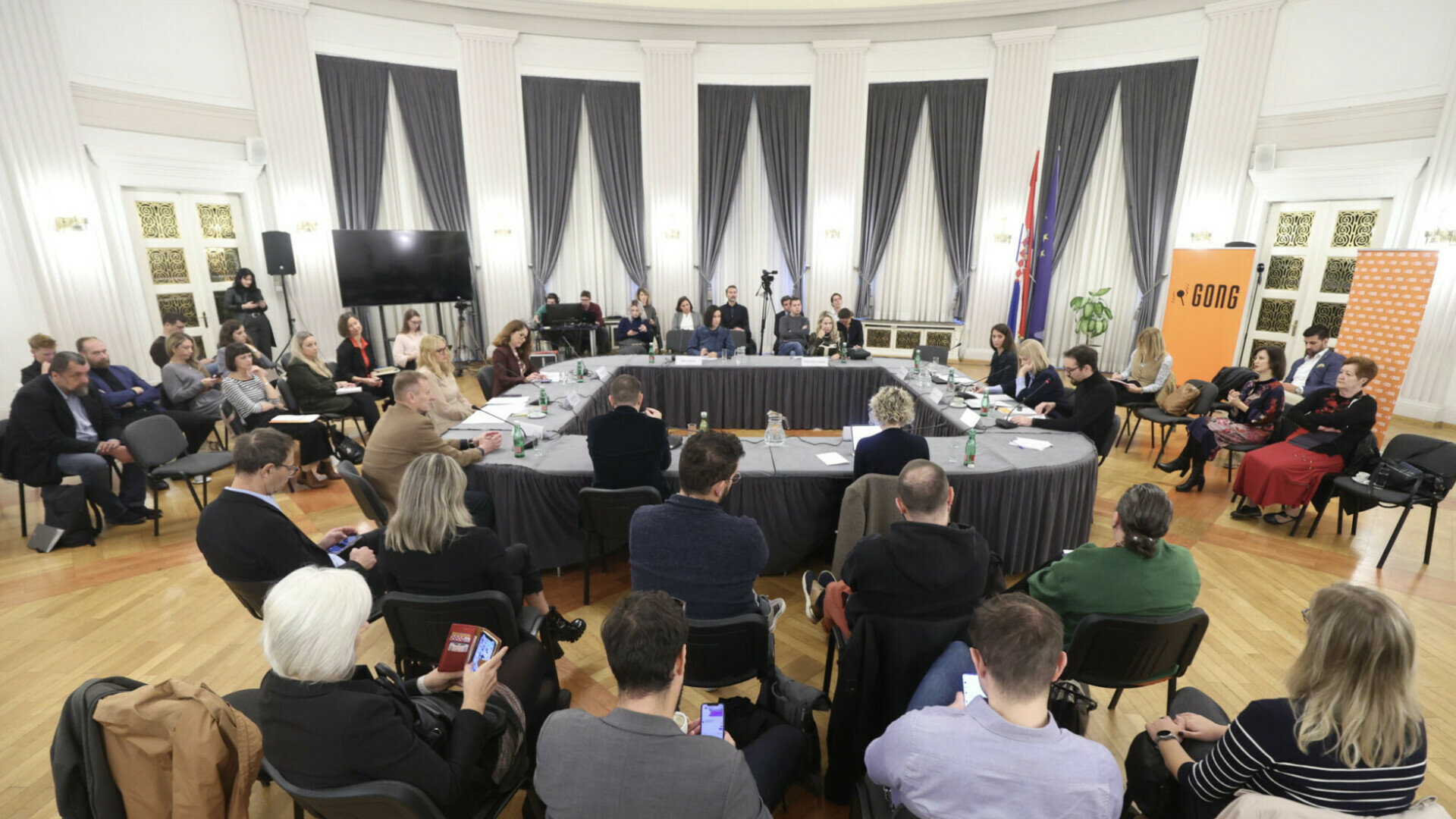 Bliže se novi izbori: Bitka za birače vodit će se i u digitalnom ...