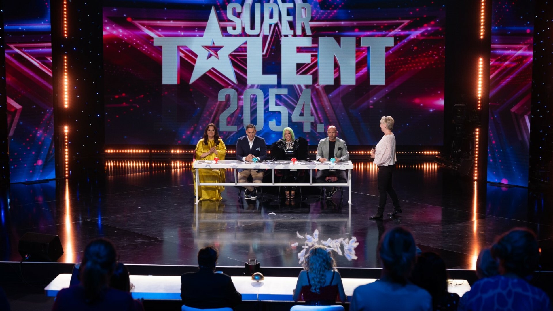 Čovjek magnet, lude akrobacije biciklom i urnebesna predstava koja žiri ...