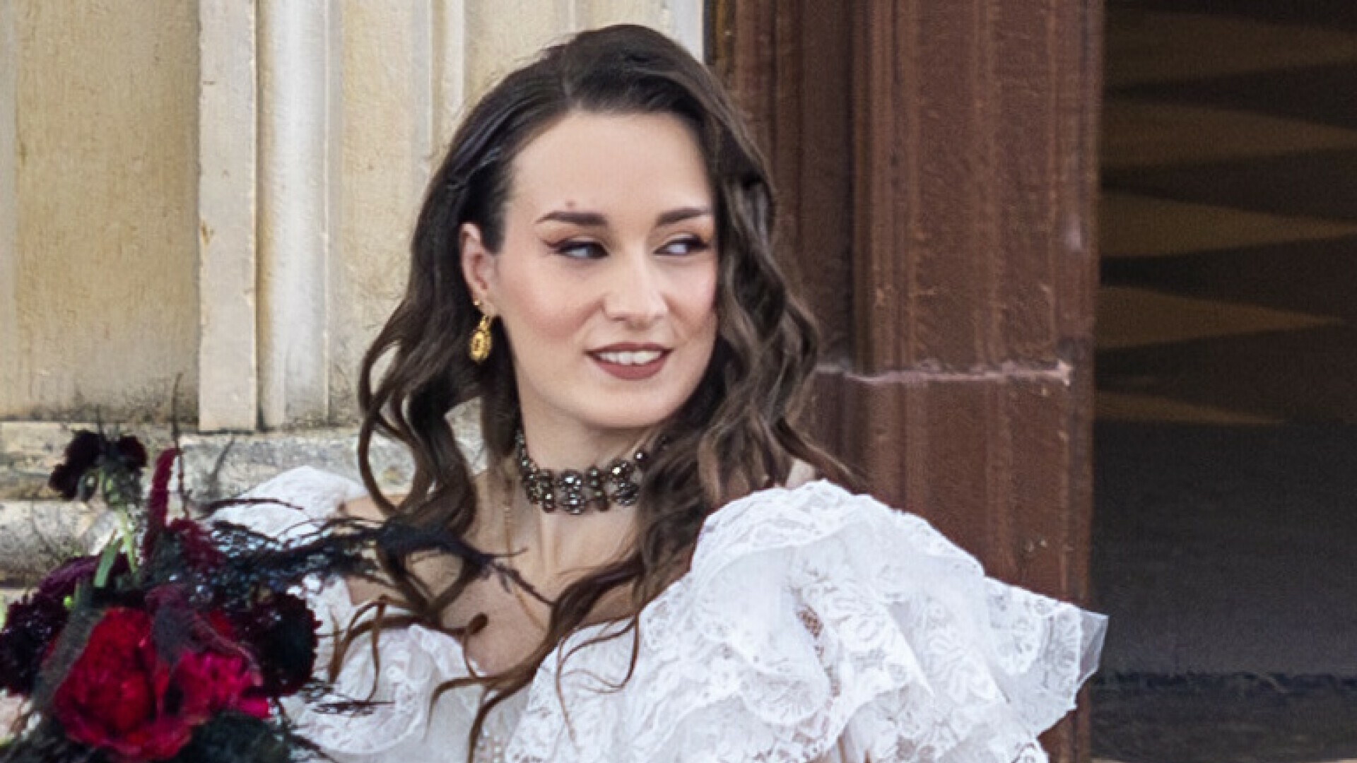 Vjenčali se Baby Lasagna i Elizabeta: Upečatljiva vjenčanica i buket ...