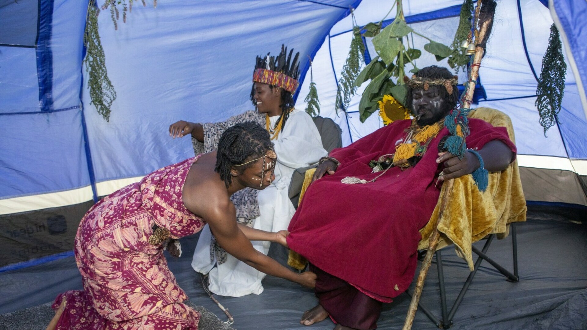 Nestalu kćer pronašli na fotografijama kulta na drugom kontinentu ...
