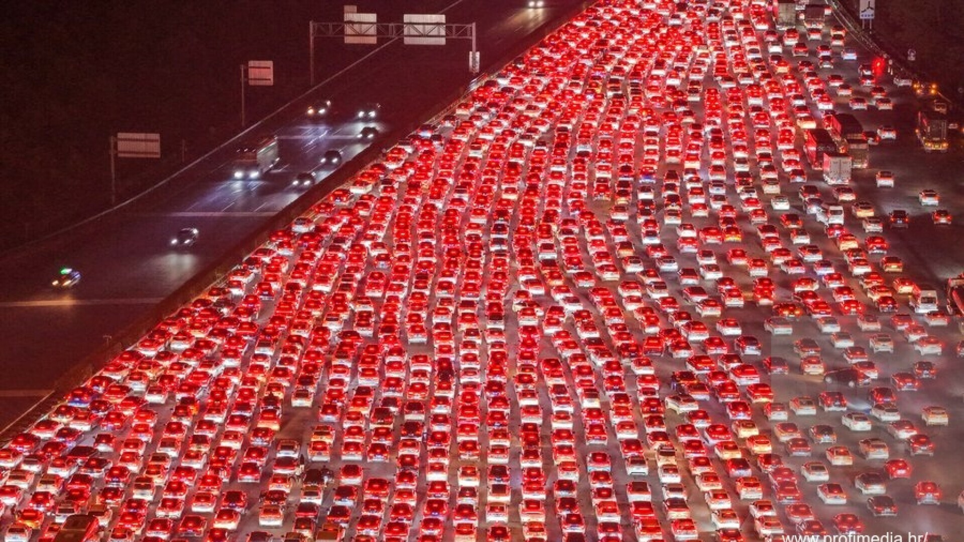 FOTO Mislili ste da znate što je gužva? Snimke iz zraka otkrivaju kako ...