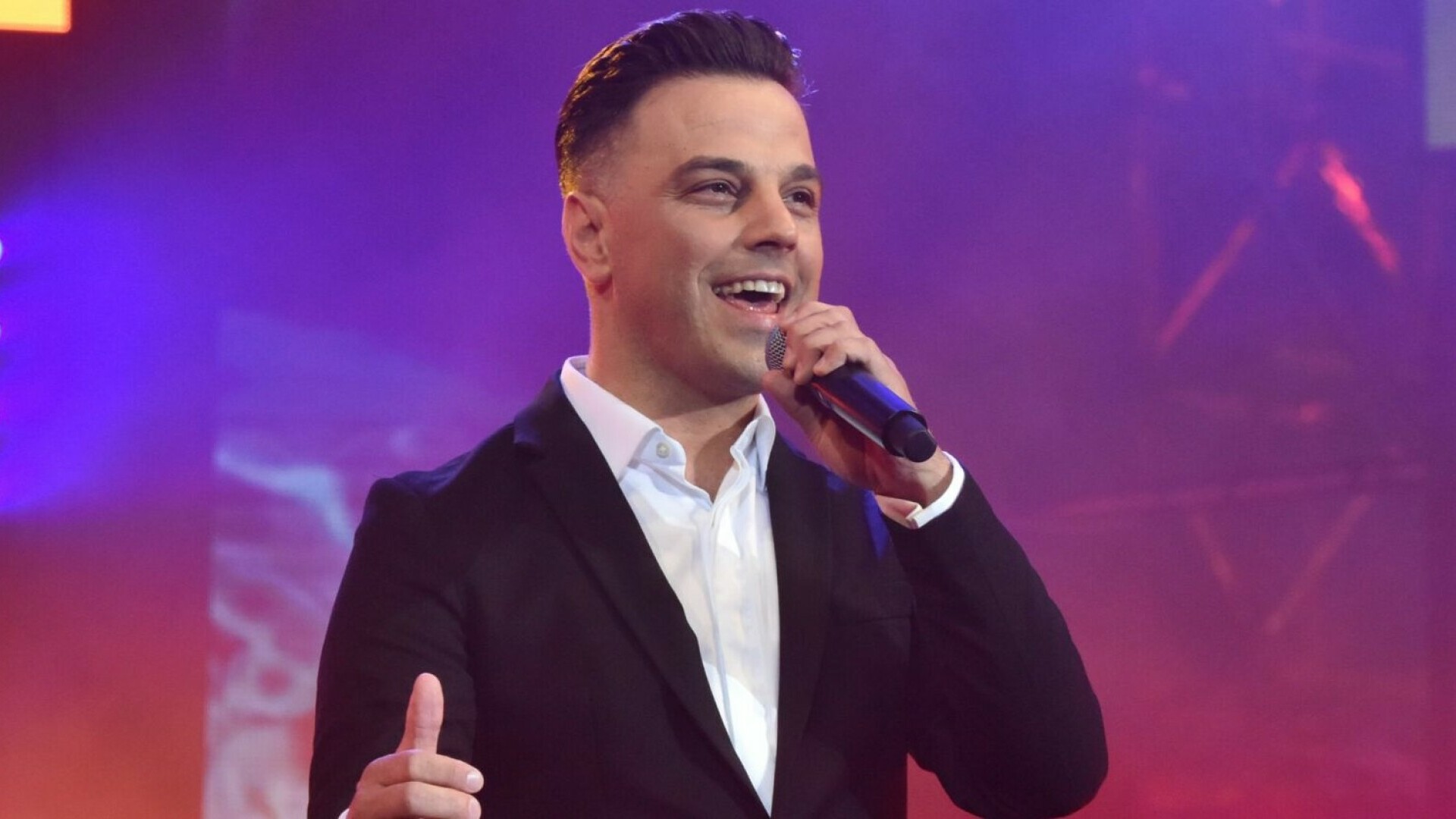 Proširila se snimka sa svadbe Ivana Zaka, evo što je napravio na ...