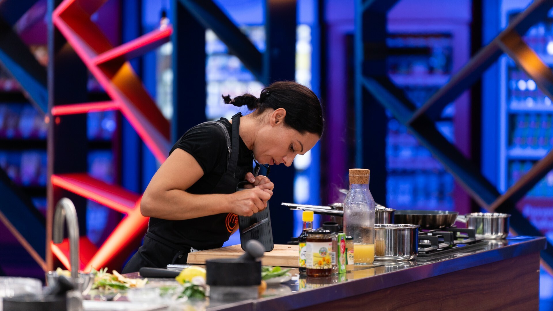 U MasterChef kuhinji sprema se napeti obračun! Stiže nova izazivačica!