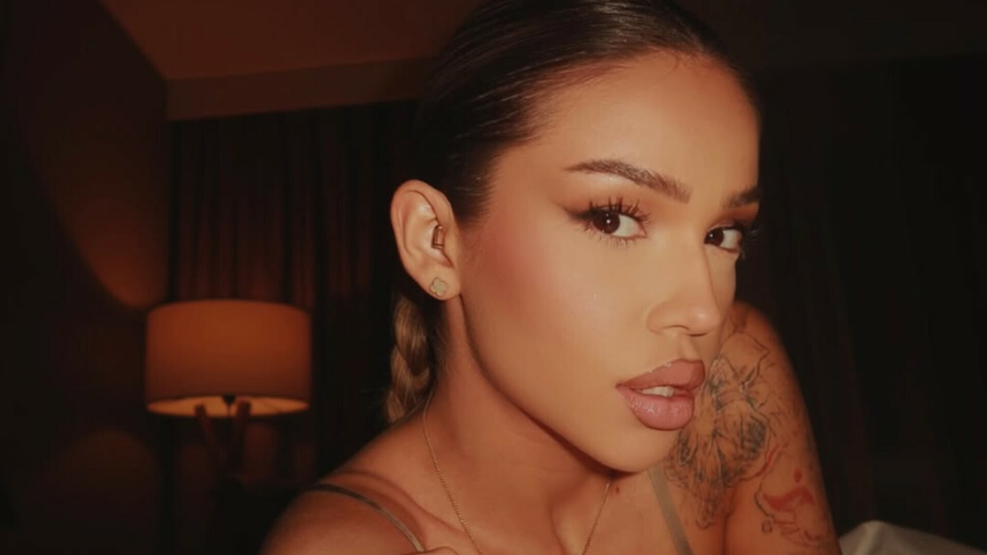 Kako izgleda Breskvica kada nema toliko puno šminke na licu? Kao da ...