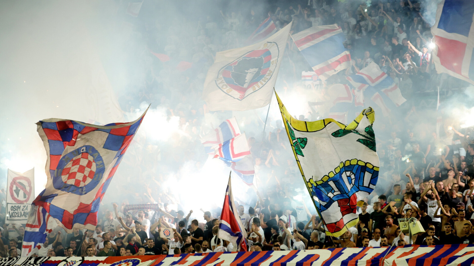 U zgradi u Zagrebu u kojoj je osnovana Torcida postavljena ploča povodom 75. rođendana