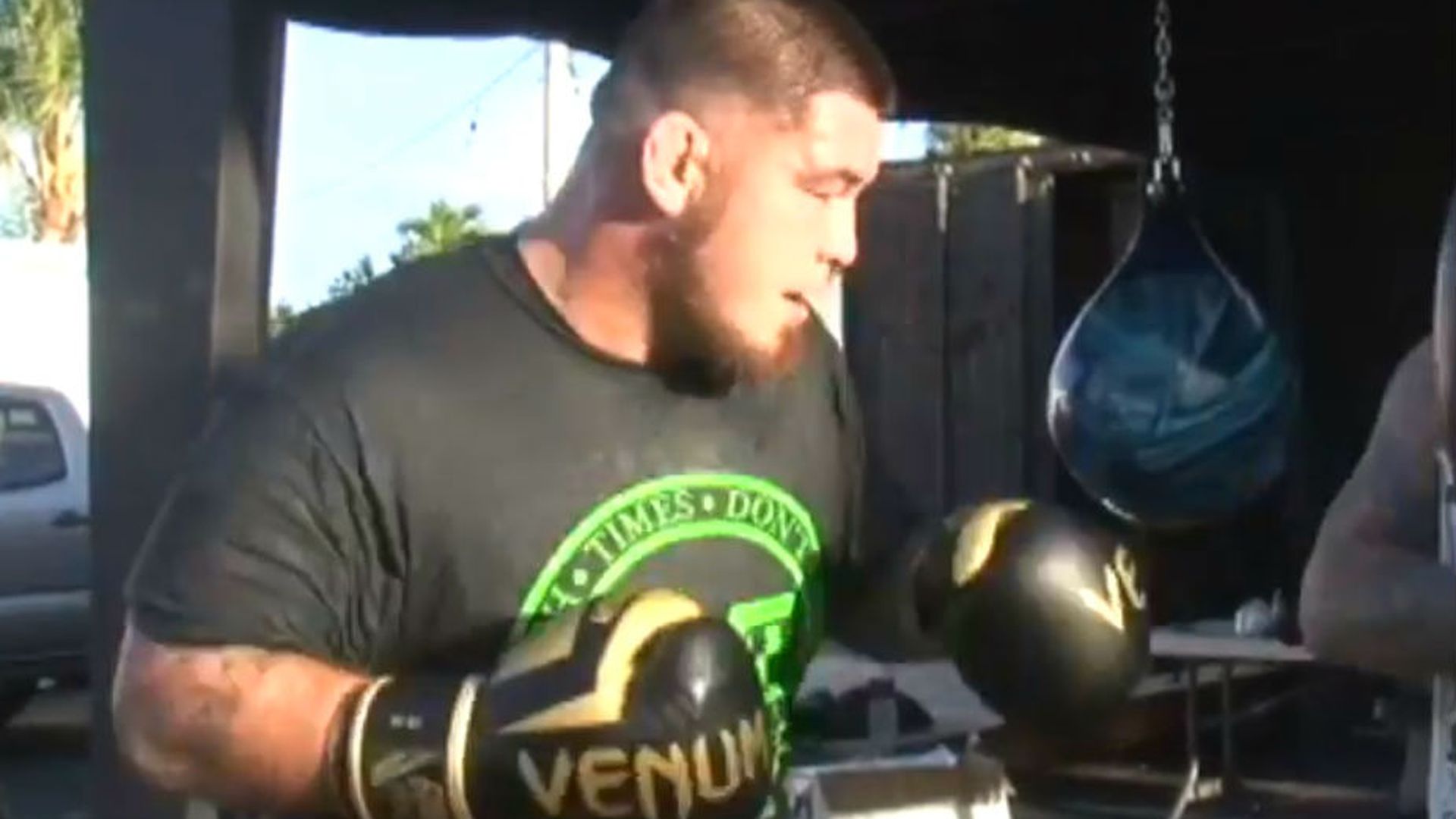 Cro Copov protivnik prijeti: ''High-kick? Spreman sam. I ja ga bacam''