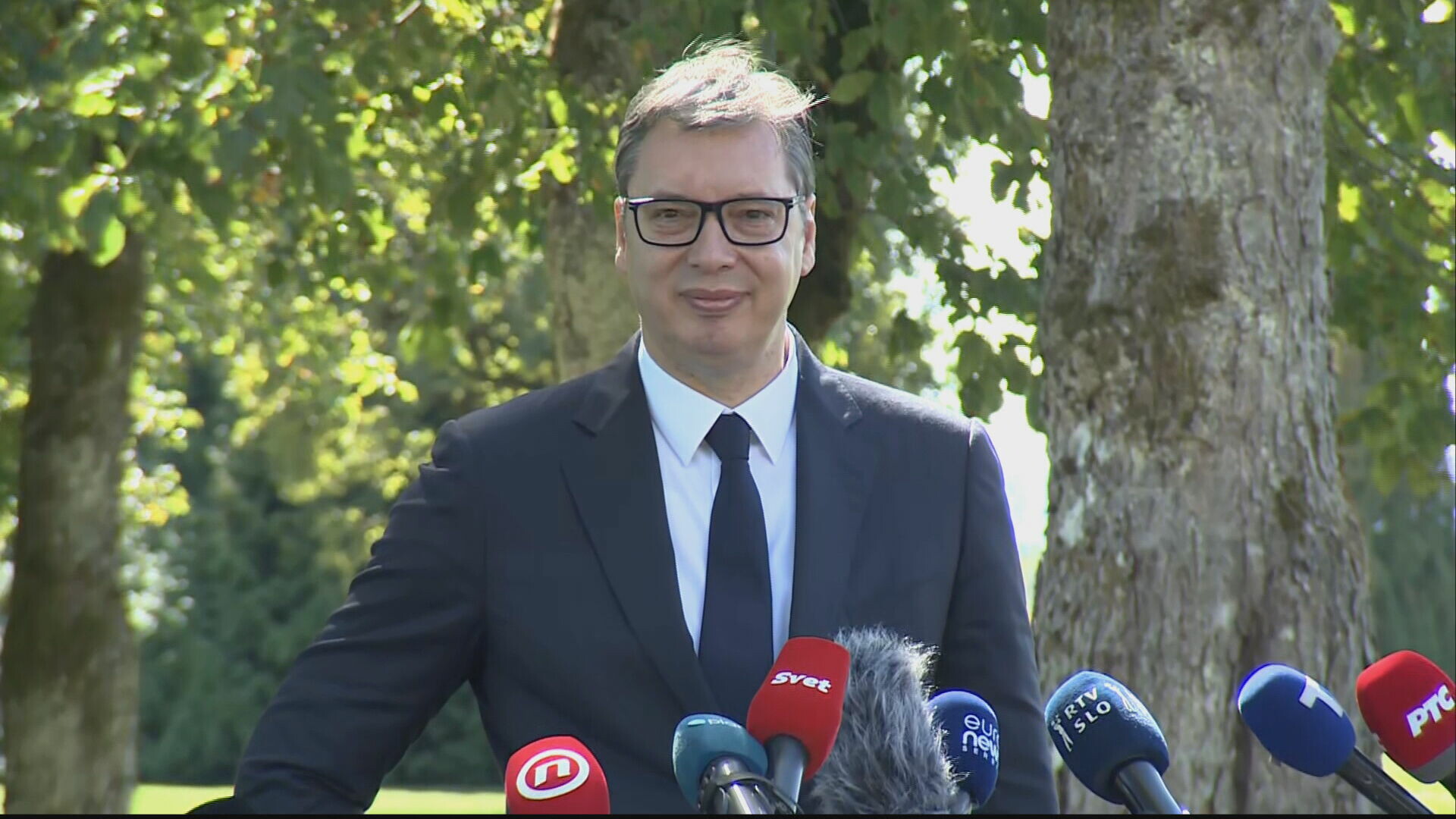 Pogledajte kako je Vučića iživciralo pitanje reporterke Dnevnika Nove ...