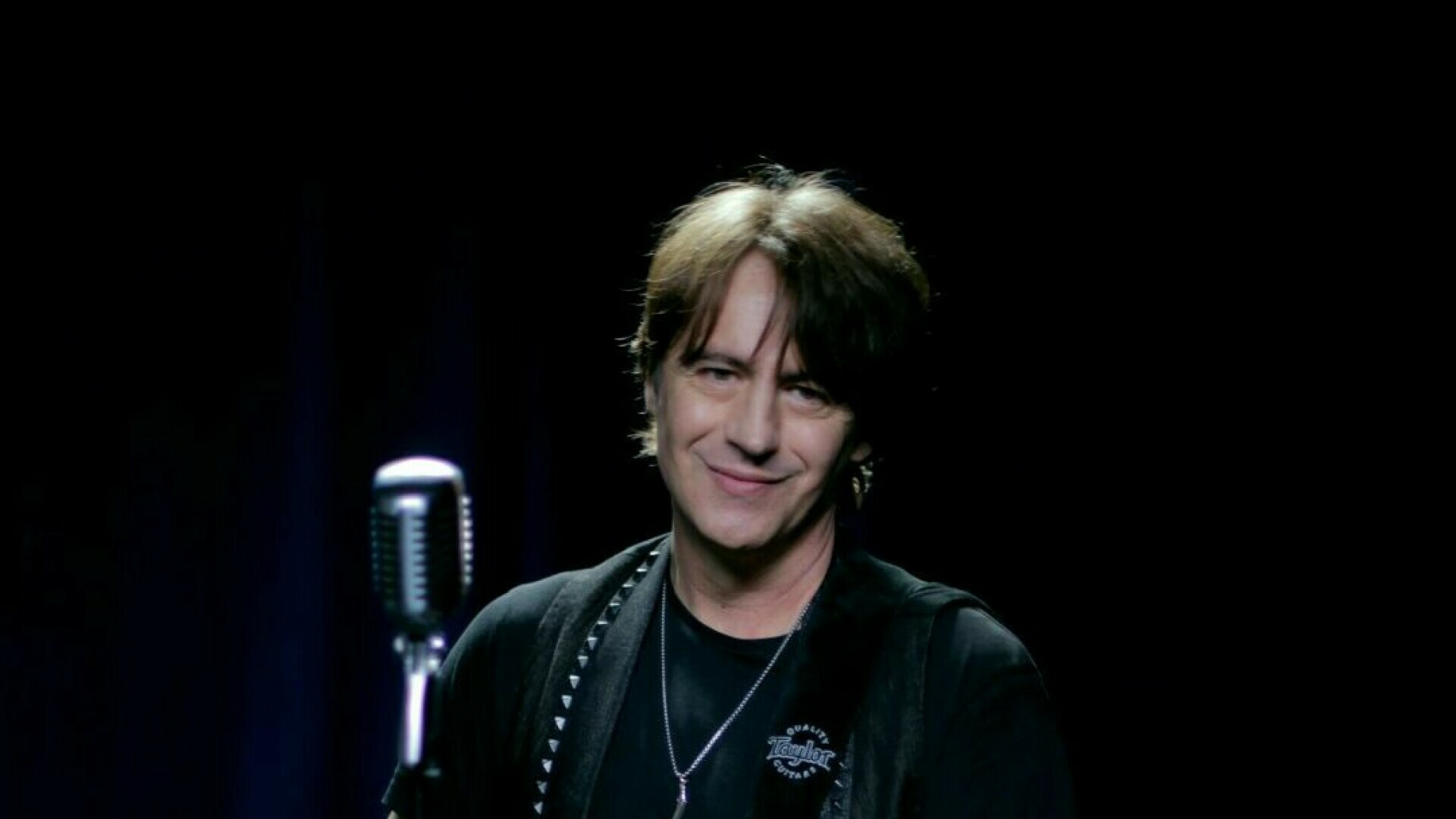 Boris Novković na svom koncertu rasplamsao glasine o razvodu od 25 ...