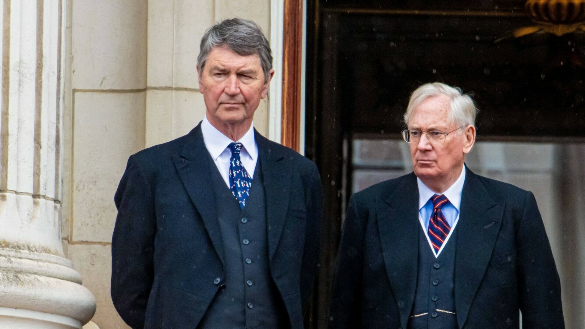 Samozatajni princ odrastao je u sjeni svog brata, sve dok njegov miran ...