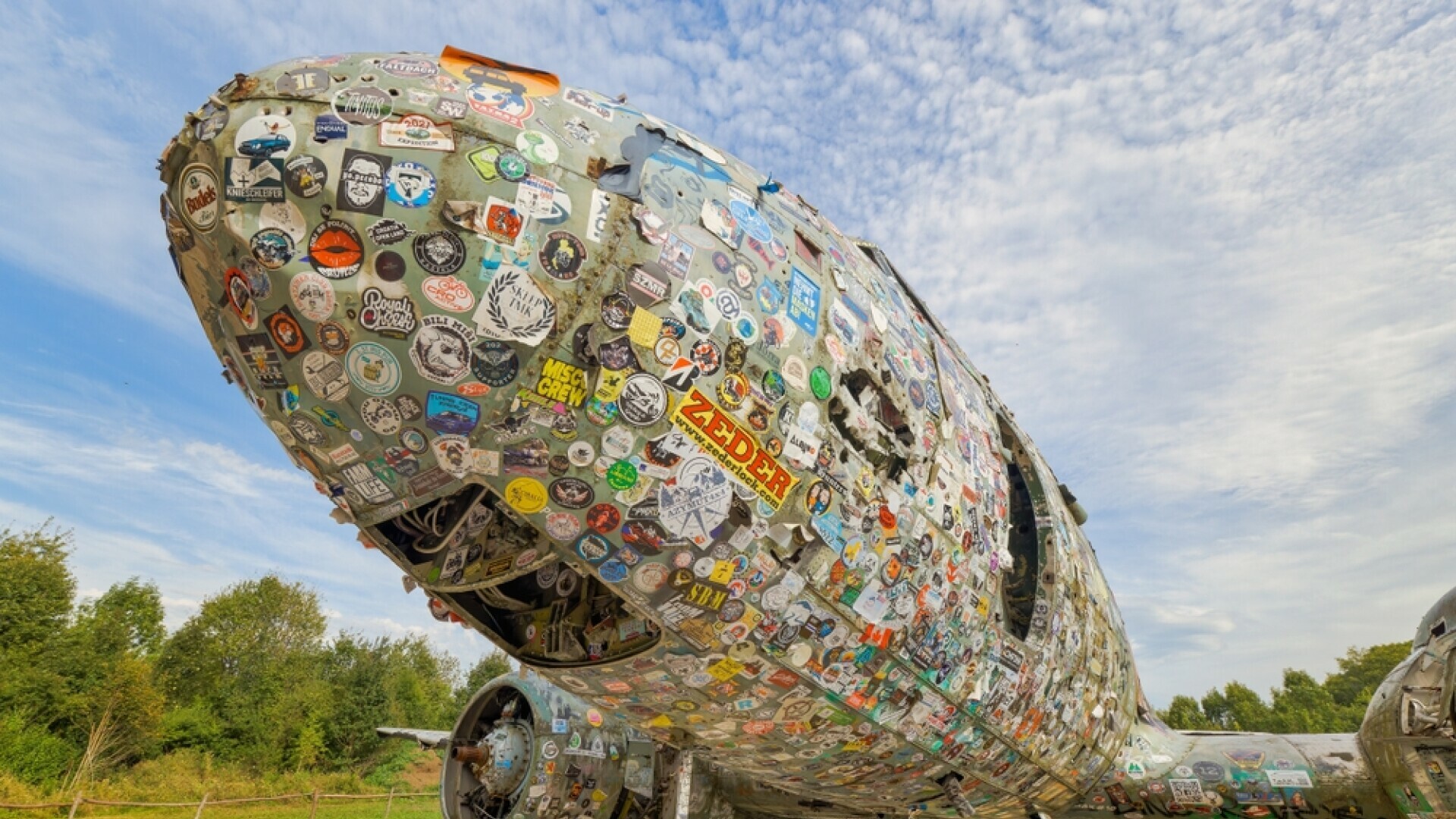 Najskuplji jugoslavenski projekt: Tajna vojna baza i podzemni aerodrom ...