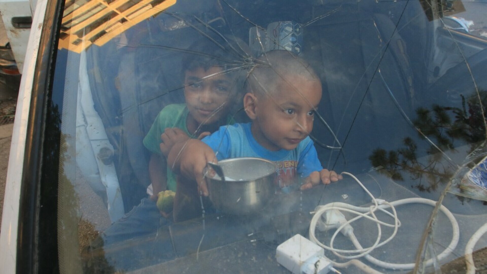 UNICEF objavio potresnu molbu: Osigurajte mobilna pogrebna vozila za djecu