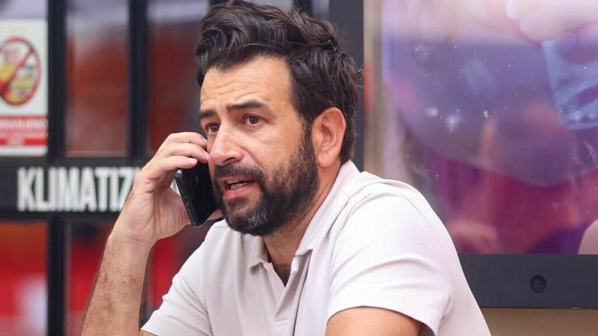 Friško oženjen Janko Popović Volarić u prvom izlasku nakon vjenčanja ...