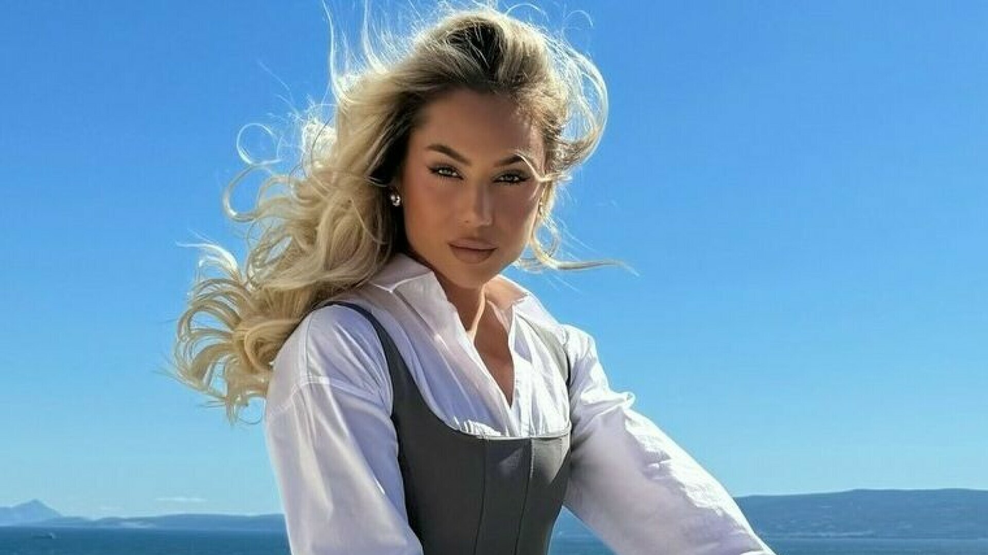 Naša zanosna plesačica oglasila se povodom prekida veze s popularnim ...