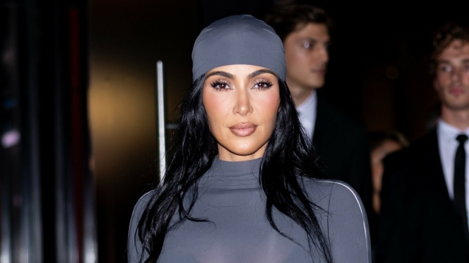 Kako ga je uopće odjenula? Kombinezon Kim Kardashian nemoguće je ne pogledati bar dvaput