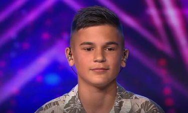 Ako će netko jednom biti zvijezda, to će biti ovaj dječak! Kakav glas ...