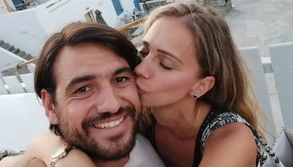 Supruga markantnog pjevača koji s Thompsonom ima hit pokazala što on ...