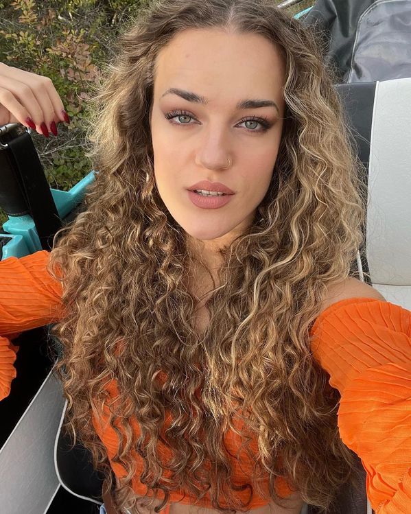 Nova pjevačica Magazina pokazala je veliku promjenu na sebi, u anketi ...