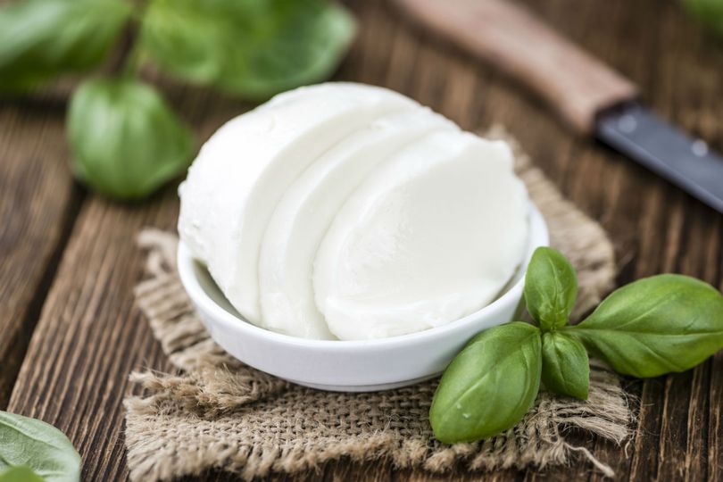 Došlo je vrijeme za totalni gušt! Napravite sami svoju mozzarellu ...