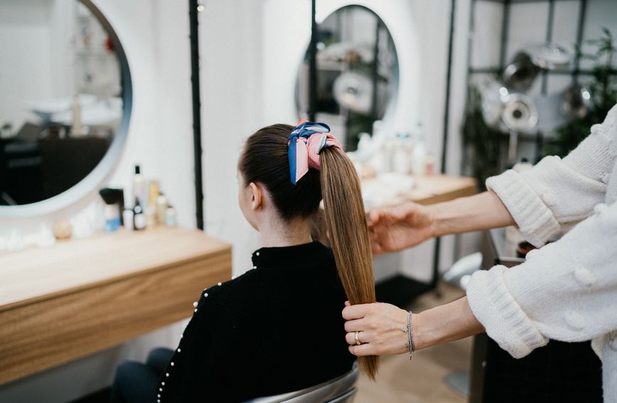 Visoki rep: Upute za izradu svečane frizure