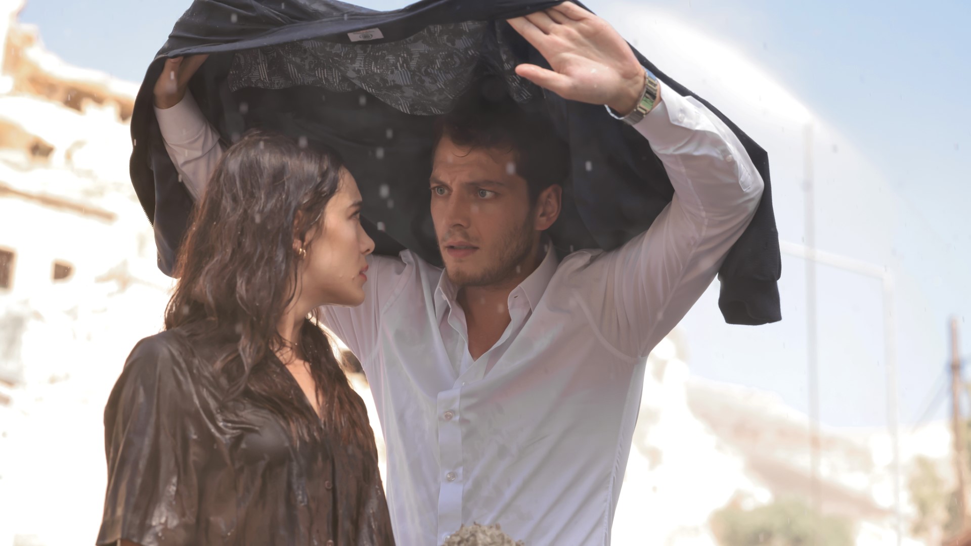 Pogledajte što vas očekuje u novoj seriji "Pod istim nebom"!