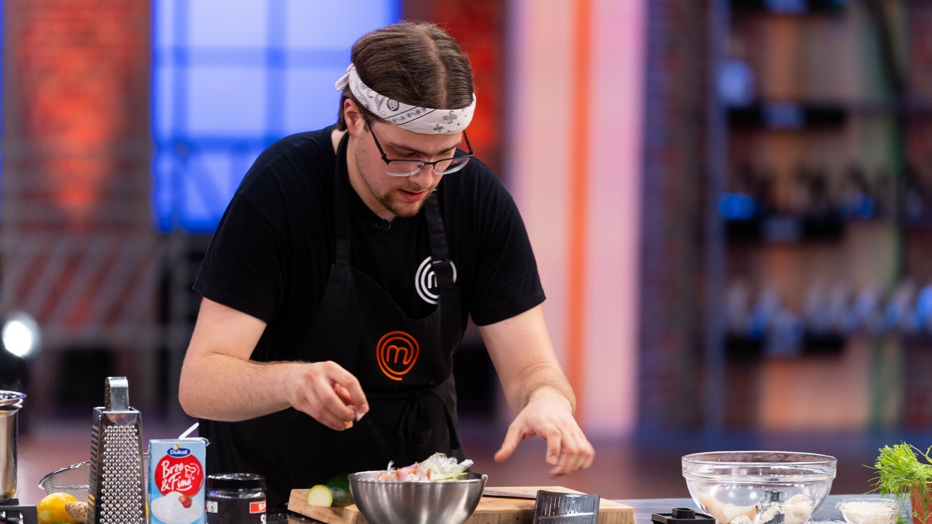 U MasterChefu će večeras biti ribanja, ali ne samo povrća! Kandidati ...
